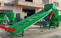 China Small Plastic Bottle Crusher 300kg/H PET Recycling Machine with 5.5kw Motor for sale