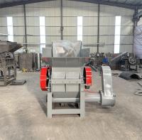 China Plastic Crusher MCF-600 with Lift Machine 15-22kw 500-800kg/h Output for sale