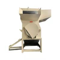 China Customized Request Beverage Bottle Plastic Crusher with Output Size 8-16mm Screen Mesh for sale