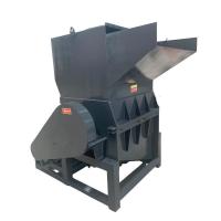 China Industrial Plastic Crusher Machine 9 Rotating Blades 300-5000kg/h Output for Waste Recycling Grinding for sale