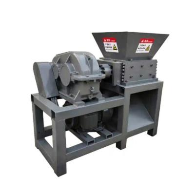 China Small Mobile Double Shaft Shredder for Waste Branch Recycling Plastic 7.5KW for sale