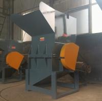 China Tangential Feed Hard Plastic Crusher Machine for Pet PP PE HDPE PVC Waste Plastic for sale