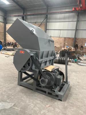 China Industrial Plastic Crushing Machine 14HP 1500kg Weight Recycling System for sale