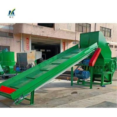 China Soundproof Plastic Crusher 2500x2300x2200mm 55-75kw for PET Bottles and Plastic Processing for sale