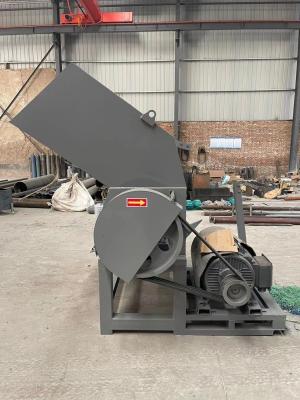 China Automatic Easy Operation Pet Bottle Plastic Recycling Crusher Machine for Pipe Recycle for sale