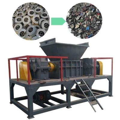 China Knife Roll Crusher Chamber Film Plastic Toy Shredding Machine with Solid Knife Roller for sale