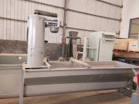 China PET Plastic Bottle Crushing Washing Recycling Line 300-2000kg/h Label Removal for sale
