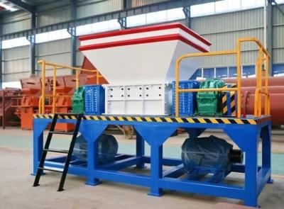 China Double Roll Rubber Shredder Machine 300mm Blade Diameter 80rpm for Waste Crumb Rubber Powder Recycling for sale