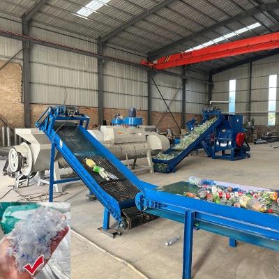 China PET Bottle Washing Line 300-2000kg/h Hot Washing Machine 8-16mm Output Flakes Recycling for sale