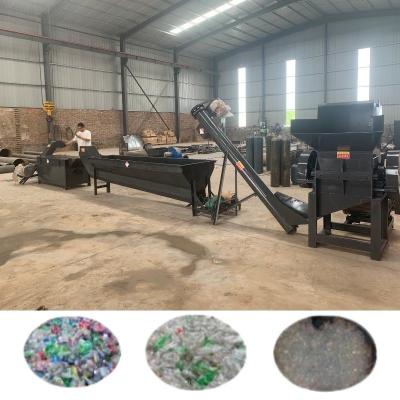 China PET Bottle Crushing Washing Drying Recycling Line 300-2000 kg/h Label Removal for sale