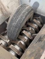 China Double Shaft Tire Shredder 50-200mm Output for Rubber Recycling Industry for sale
