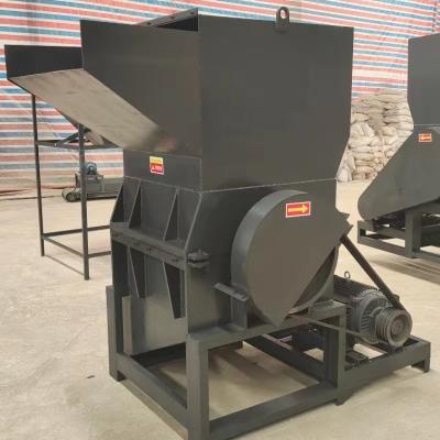 China Recycling Waste Chairs Plastic Boxes Crushing Machine for 1700*1400*2000 Plastic Pieces for sale