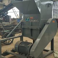 China Industrial Plastic Crusher Machine 5.5-75kw 300-8000kg/h for PET Bottles Waste Recycling for sale