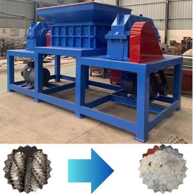 China Double Hob Plastic Shredder 300mm Blade Diameter 80rpm for Film Woven Bag Recycling for sale