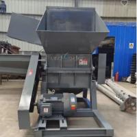 China Industrial Coconut Shell Crusher 1500kg Capacity Plastic Grinder Machine for North America for sale