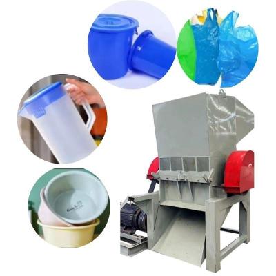 China Mini300 Plastic Crusher 5.5kw 400kg Portable Recycling Machine for Plastic Bottles for sale