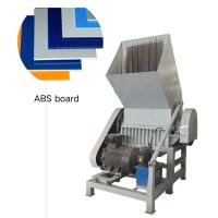 China Industrial Plastic Crusher Hard PET Bottle Crusher Output 8-16mm 300-5000kg/h for sale