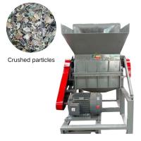 China Industrial Plastic Crusher 9 Rotating Blades 300-5000kg/h Output for Crushing Iron Materials for sale