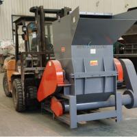 China Industrial Plastic Crusher 9 Rotating Blades 300-5000kg/h Output for Crushing Iron Materials for sale
