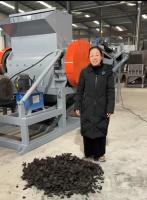 China Automatic 5-8cm Tire Block Rubber Crusher for 3000kg Capacity Crushing for sale
