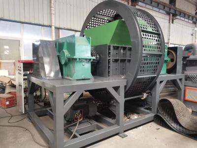 China Industrial Double Shaft Tire Shredder 50-200mm Output Rubber Powder Making Machine 15-220kw for sale