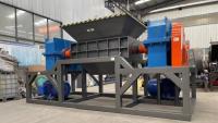 China 55SiCr Blade Double Shaft Metal Shredder 22-110kW Scrap Steel Tire Shredding Machine for sale