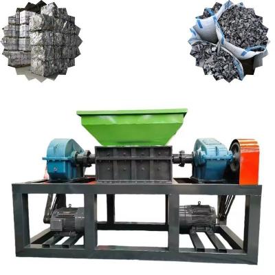 China Heavy Duty Twin Shaft Metal Shredder 22-110kw for Scrap Aluminum Profile Car Engine for sale
