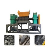 China Double Shaft Tire Shredder 380V Waste Tyre Recycling Machine 50-200mm Output for sale