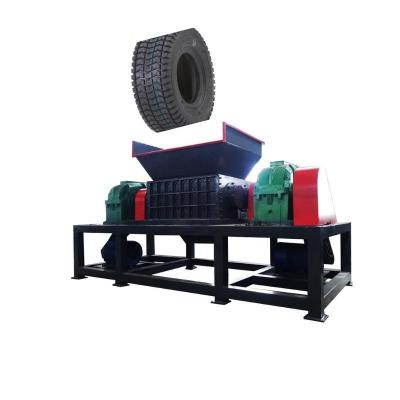 China Double Shaft Rubber Tire Shredder 50-200mm Output 15-220kw Motor Customizable for sale