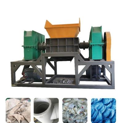 China Double Roller Shredder for Waste Shoe Material and Old Metal Recycling 300mm Blade Diameter for sale