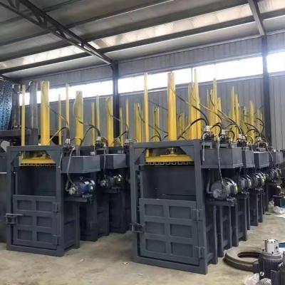 China 30 Ton Hydraulic Vertical Baling Press Machine for Used Clothing Straw Stalk for sale