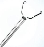 China Disposable Rotatable Endoscopic Hemoclip 1650mm 9mm 12mm 15mm Opening Size for sale