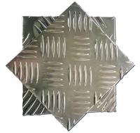 China JIS DIN Aluminum Checkered Sheet 6061-T6 1060-H24 0.5mm 0.8mm Thick for sale