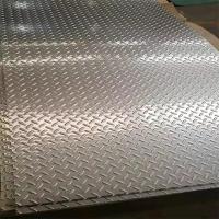 China Embossed Stainless Steel Checkered Plate 4 X 8 Feet SUS304 SUS201 SUS202 For Roof for sale