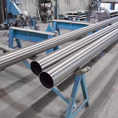 China DIN 17440 304 SS Seamless Pipe Polished Round Tube Corrosion Preventive For Urban Infrastructure for sale