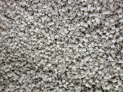 China Mass Transfer Media Ceramic Raschig Packing Ring 16mm 25mm 38mm 50mm for sale