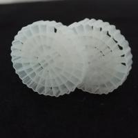 China Factory Wholesale White HDPE Moving Bed Bio Filter Media 25*4mm for sale