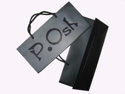 China Custom Kraft Paper Gift Bags 0.5mm Thick Recyclable Halloween Packaging with Foil Stamping for sale