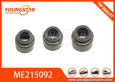 China FKM/NBR Rubber Valve Stem Oil Seal For Mitsubishi 4D31 4D34 6D31 6D34 6D16 Engine with 1 YEAR Guarantee for sale