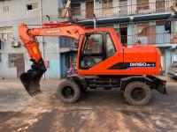 China Doosan DH150 Used Wheel Excavator Moving By Tires for sale