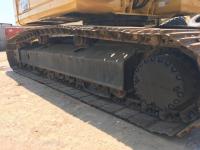 China 6 Cylinders 22 Ton Used Komatsu Excavator For Road Construction PC220LC-7 for sale