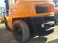China 5T Used Diesel Forklift TCM FD50 Triple Mast With ISUZU Engine High Performance for sale