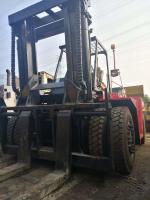 China Cheap 20 Ton Used Industrial Forklifts , Diesel Powered Forklift Mitsubishi FD200 for sale