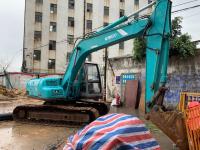 China 2006 Year Used Kobelco Excavator Medium Size Excavator 12 Ton Operation Capacity for sale