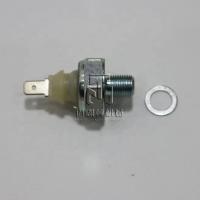 China Oil Pressure Switch 01182479 01181549 01180413 1182479 1181549 1180413 0118 2479 0118 1549 0118 0413 for deutz FL912 FL913 Engine for sale