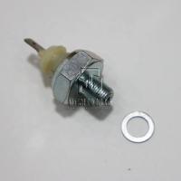 China Oil Pressure Switch 01182479 01181549 01180413 1182479 1181549 1180413 0118 2479 0118 1549 0118 0413 for deutz FL912 FL913 Engine for sale