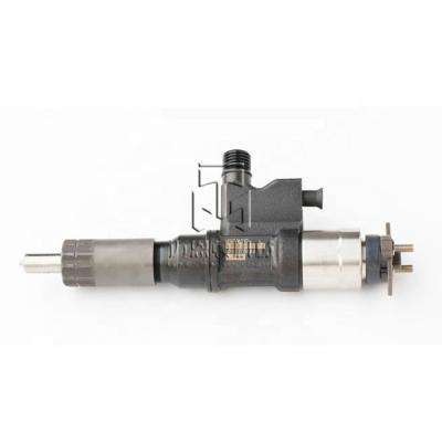 China Diesel Fuel Injector 095000-5471 095000-5470 095000-8900 095000-6373 8-982843 0950005471 0950005470 0950008900 0950006373 for Isuzu N-Series 4HK1 6HK for sale