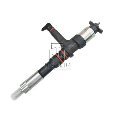 China 095000-6120 0950006120  6261-11-3100 Diesel Common Rail Fuel Injector for KOMATSU PC600-8 PC700-8 Engine 6D140 Excavator for sale