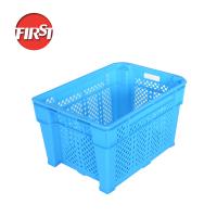 China Plastic Fruits Vegetables Tote Moving Vented Stackable Crates with Silk Printing Logo for sale