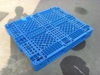 China Heavy Duty industrial stackable plastic pallets Loading Capacity of 4T and 1T for sale